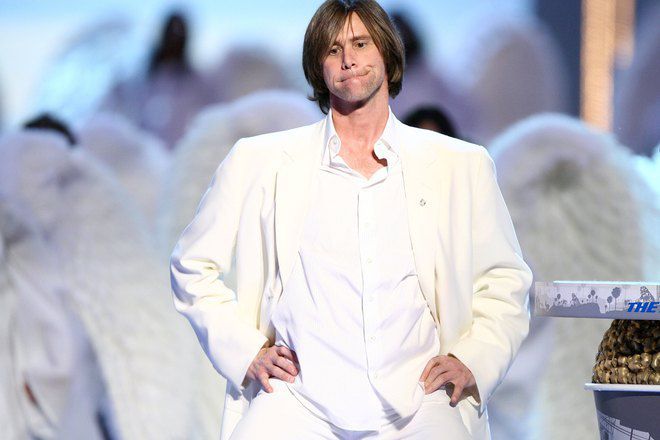 Джим Кери вече е на 50 - Джим Кери с награда от MTV